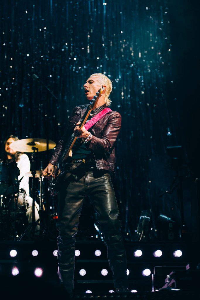 LIVE REVIEW + PHOTOS: Wolf Alice - AO Arena, Manchester - 28/11/2025 | The Soundboard